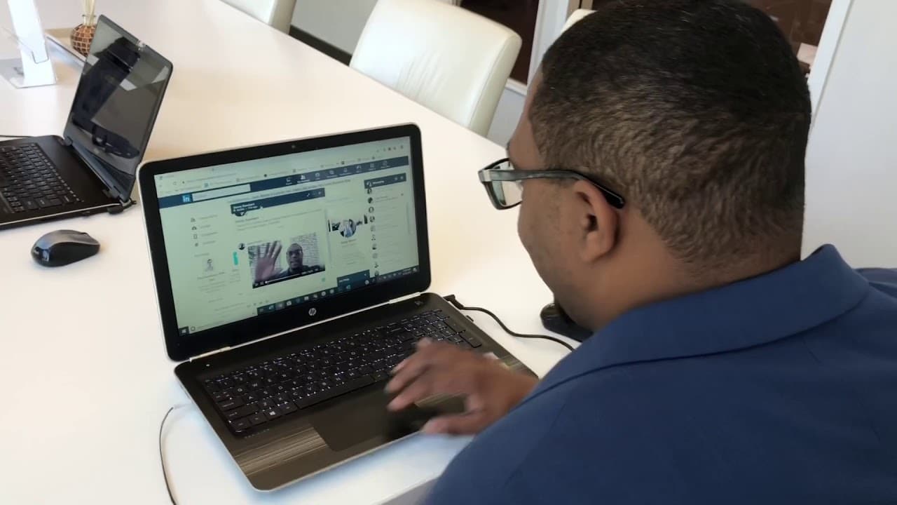 How to Send Video Messages on LinkedIn (prospecting on LinkedIn ...